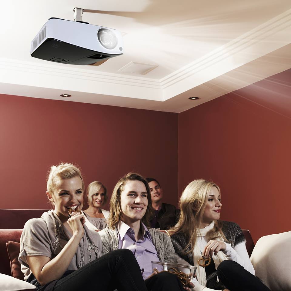 short throw projector